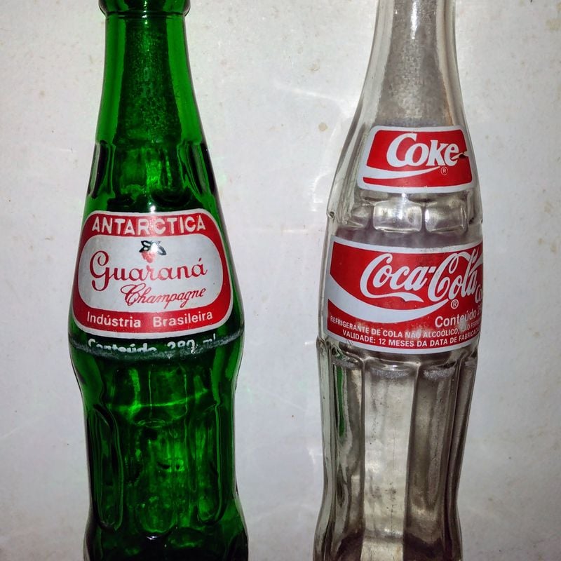 Garrafa De Coca Cola De Vidro Fotos: Exposição Comemora 100 Anos Da