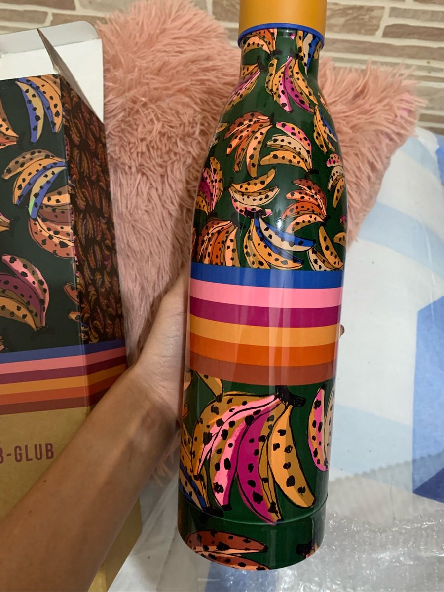 Garrafa Farm 1 Litro | Produto Feminino Farm Nunca Usado 74315028 | enjoei