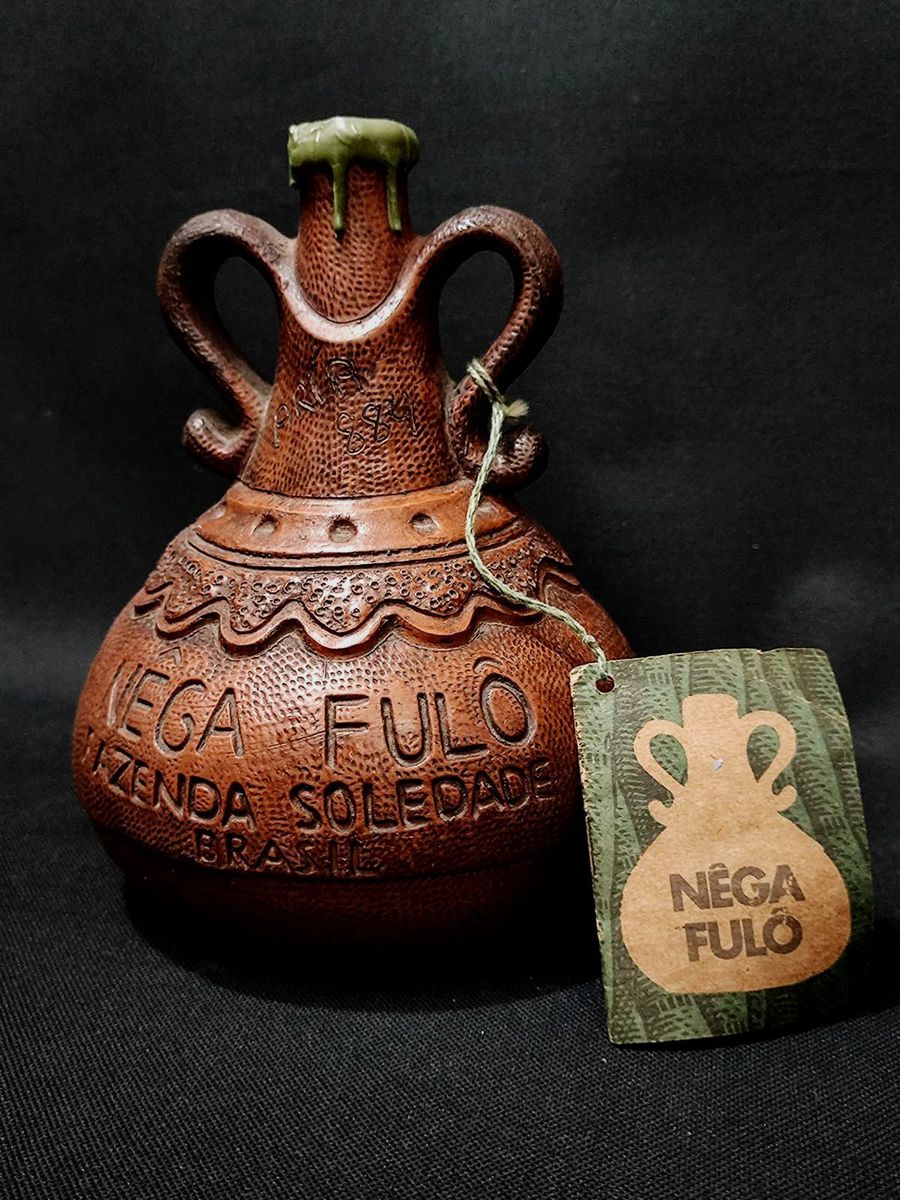 Garrafa Terracota Nega Fulô, Rio de Janeiro, Década de 1980 | Móvel de ...
