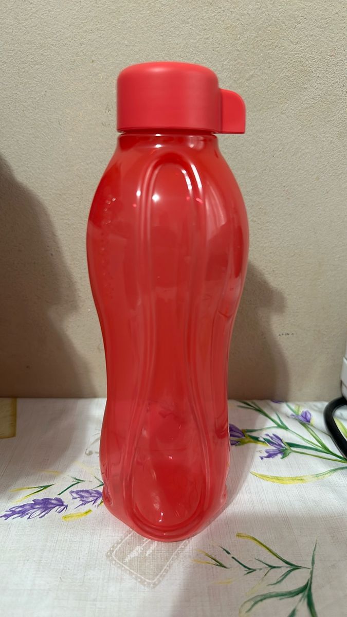 Garrafa Tupperware 500 Ml Vermelha | Móvel de Cozinha Tupperware Nunca Usado 108690664 | enjoei