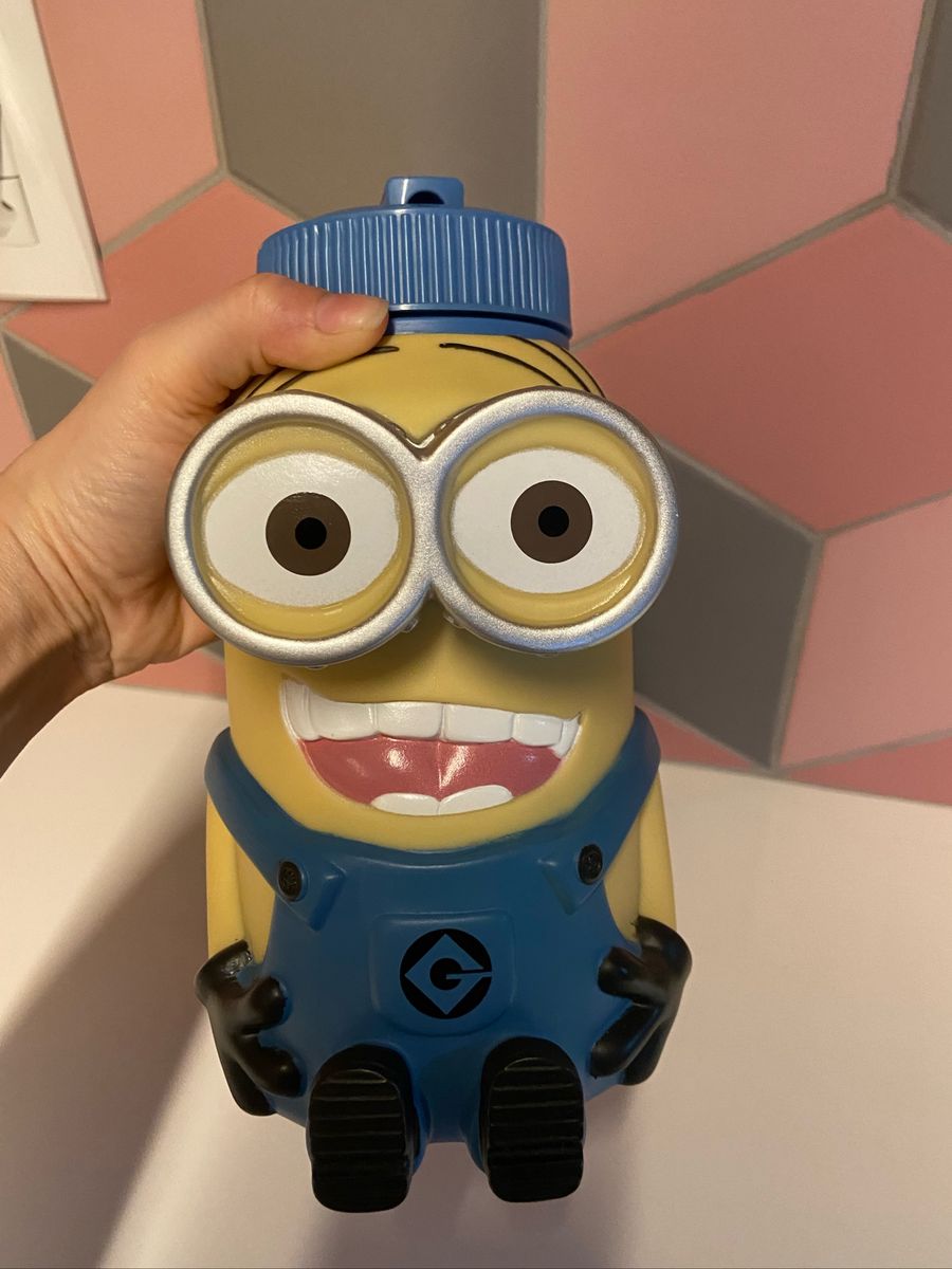 Garrafinha Minions Parque Disney Universal | Filme e Série Disney ...