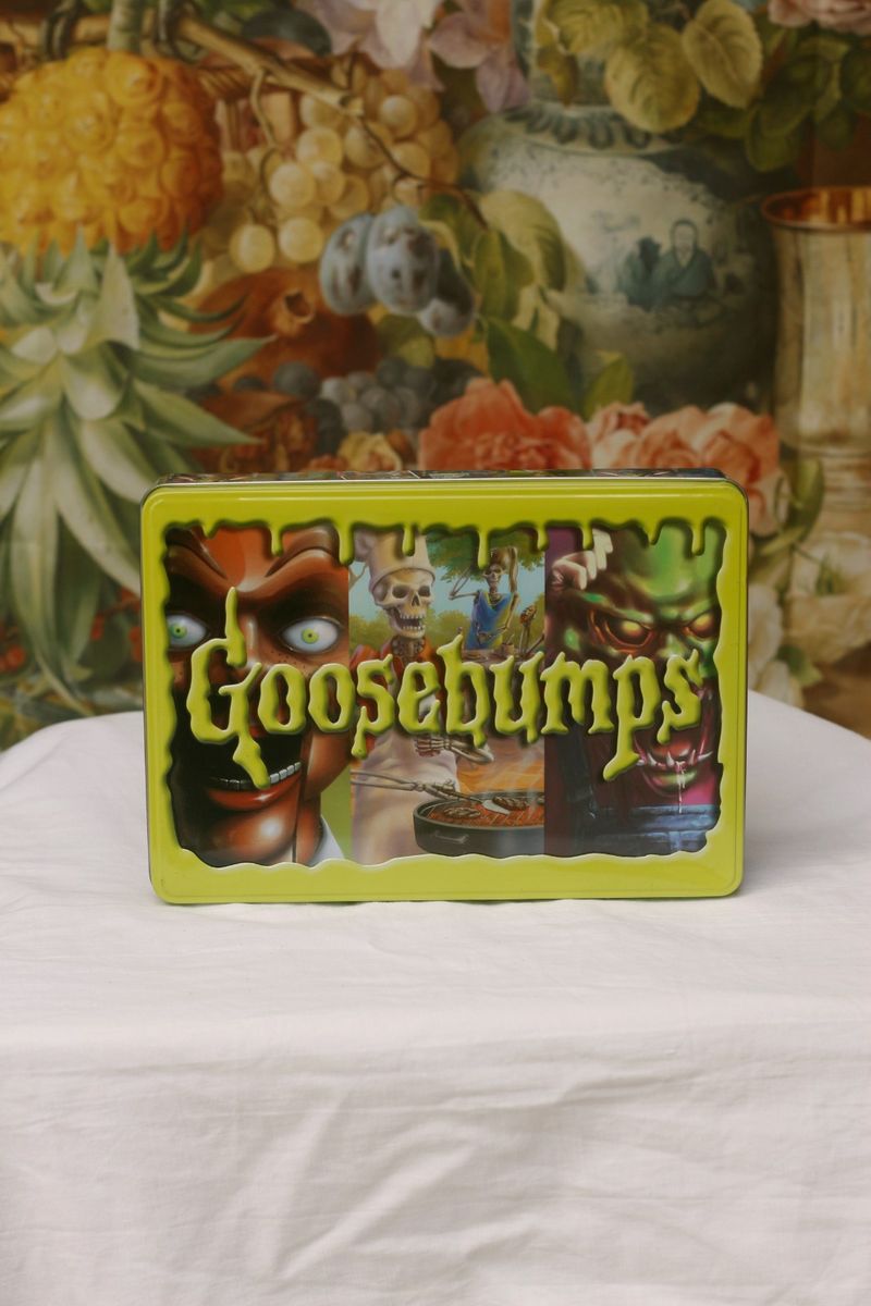 Goosebumps Coleção Box de Lata | Livro Scholastic Usado 84947562 | enjoei