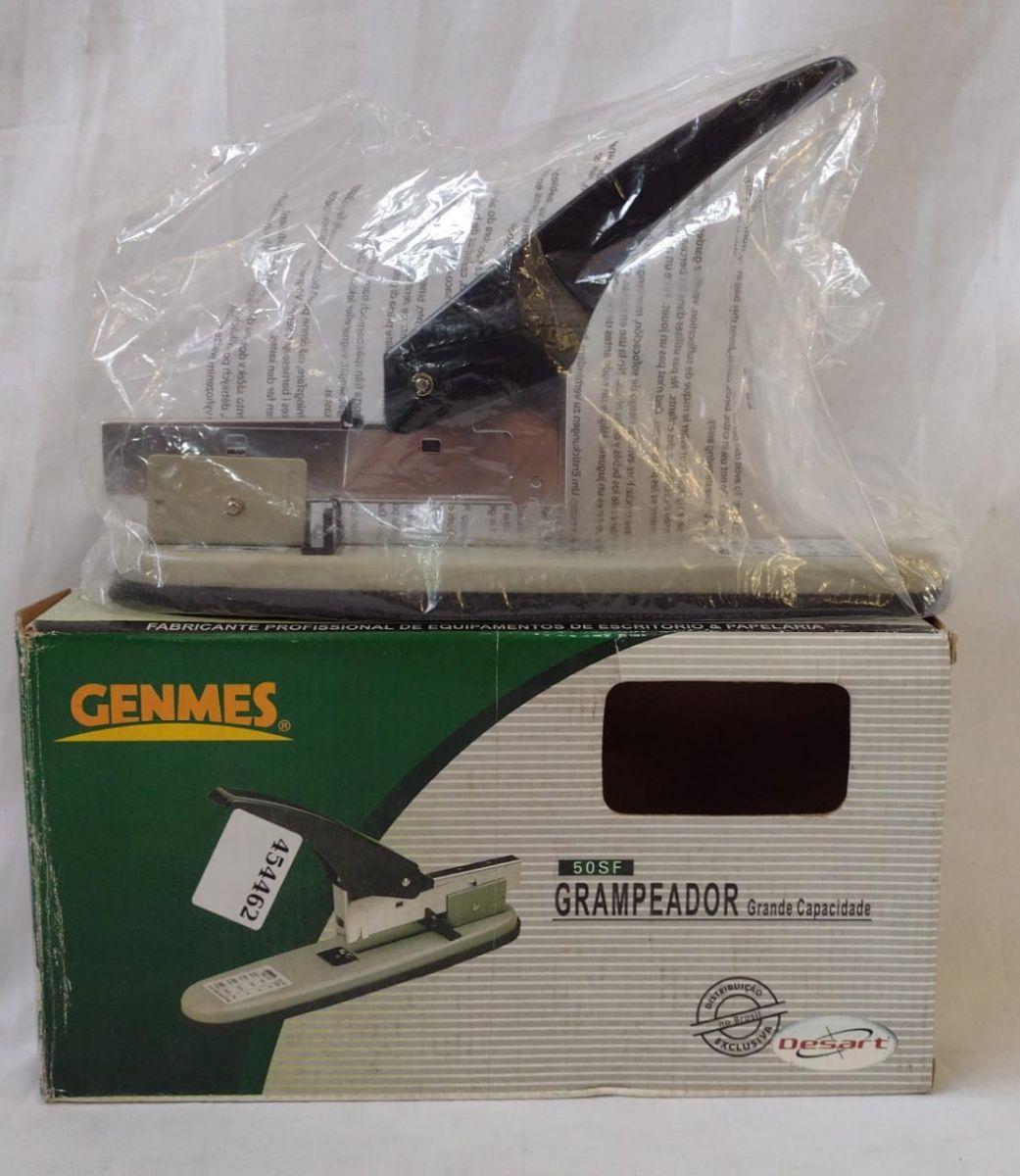Grampeador 50sf Genmes até 100 Folhas | Item de Papelaria Genmes Nunca ...