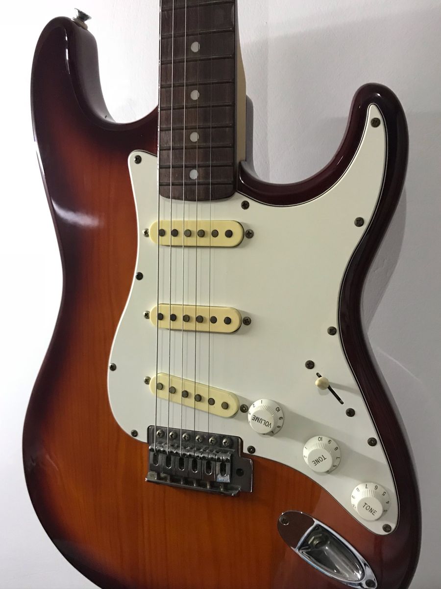 Guitarra Condor Stratocaster | Item de Música Condor Usado 38261556 ...