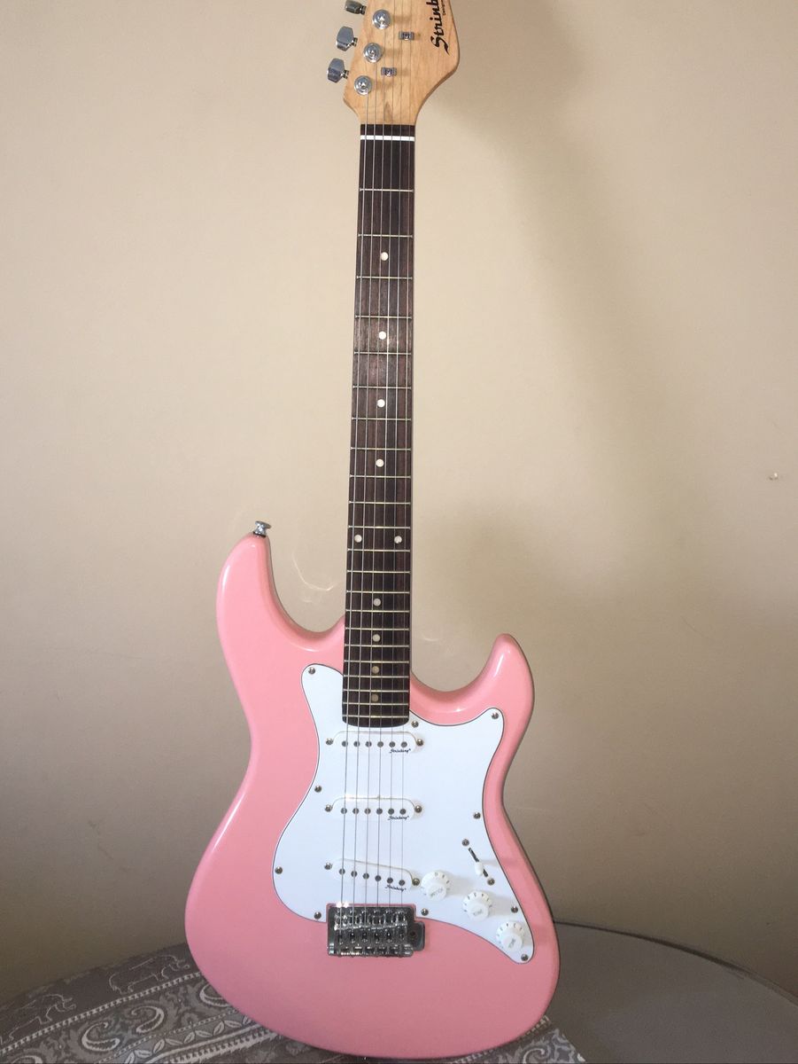 Guitarra Rosa da Strinberg | Produto Feminino Strinberg Nunca Usado ...