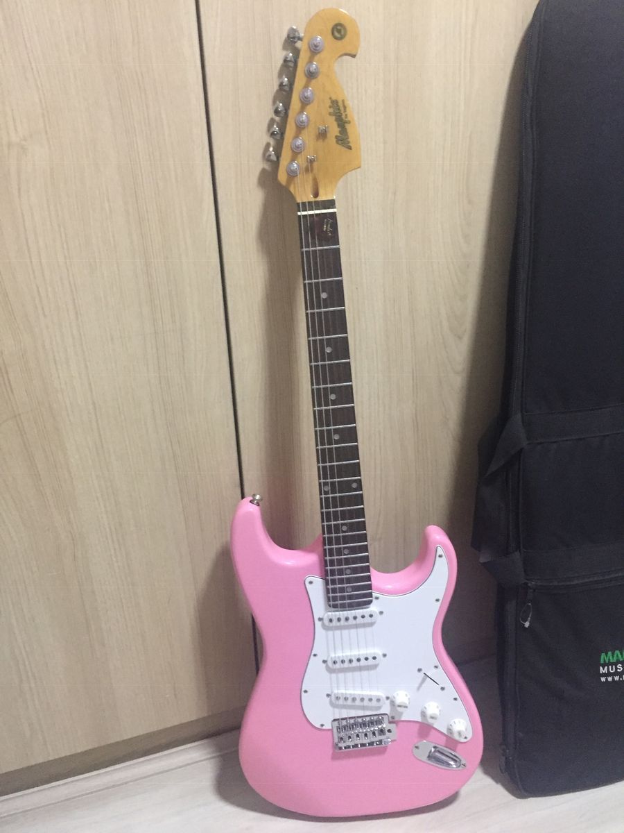 Guitarra Tagima Memphis Mg 32 Rosa Usada | Item de Música Memphys Nunca ...