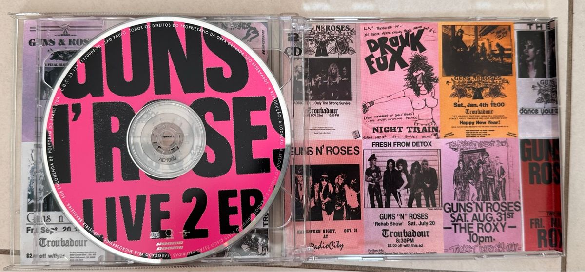 Guns N Roses Live Era - Cd Duplo | Item de Música Usado 95355671 | enjoei
