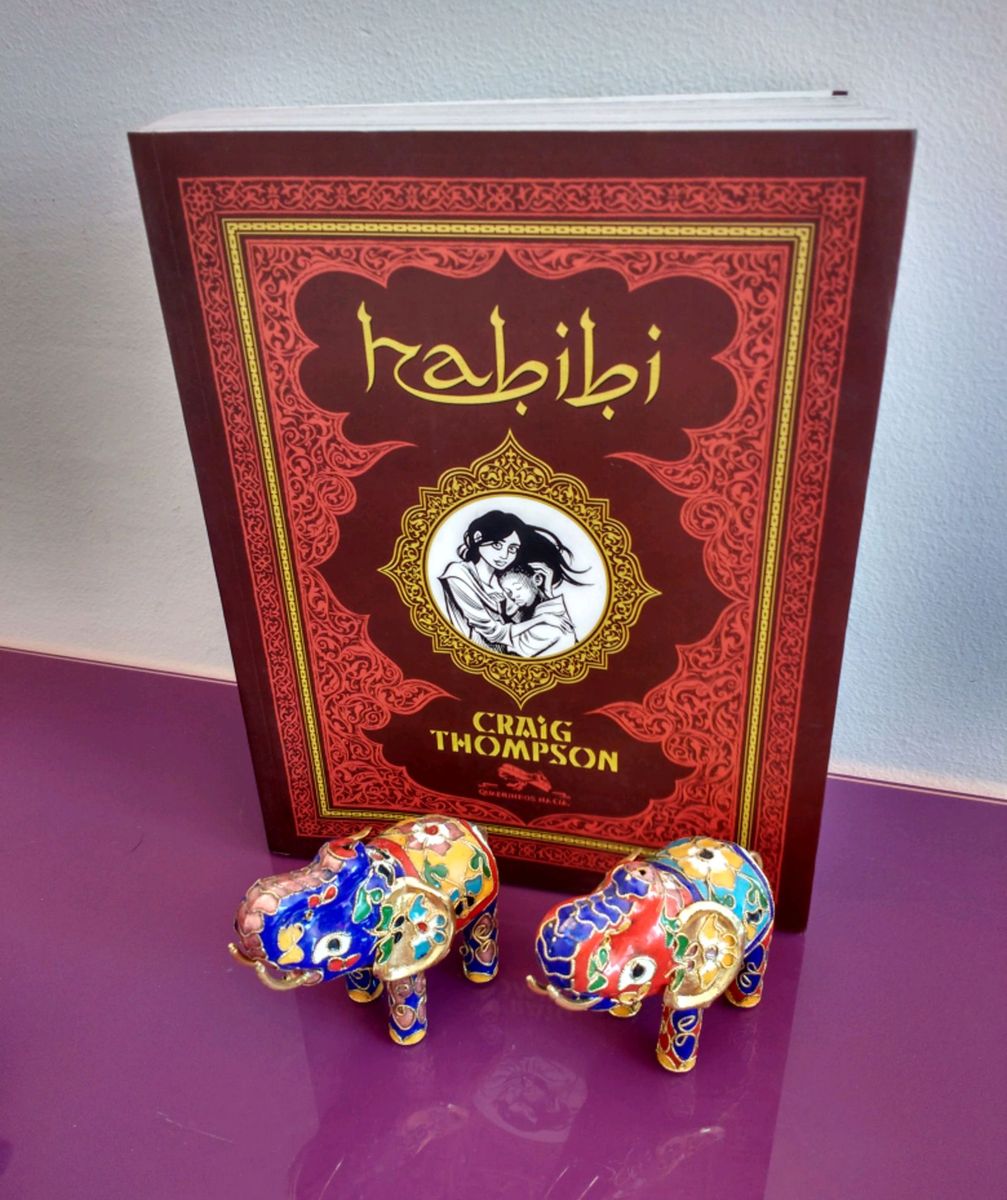 Habibi Graphic Novel Hq | Livro R$ Usado 16915094 | enjoei