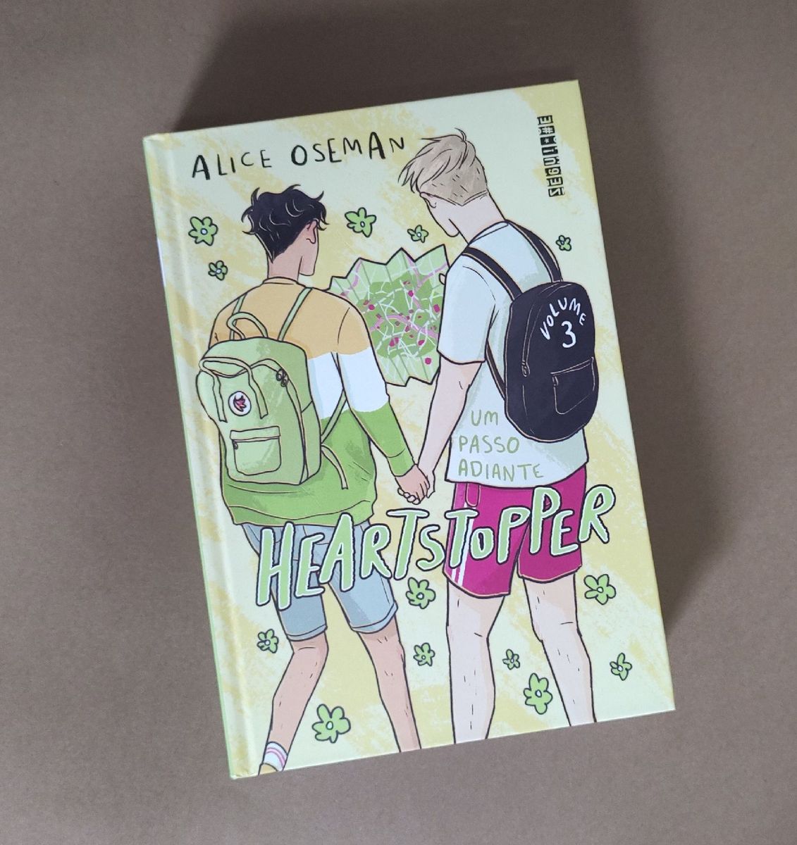 Heartstopper Volume 3: Um Passo Adiante, de Alice Oseman | Livro ...