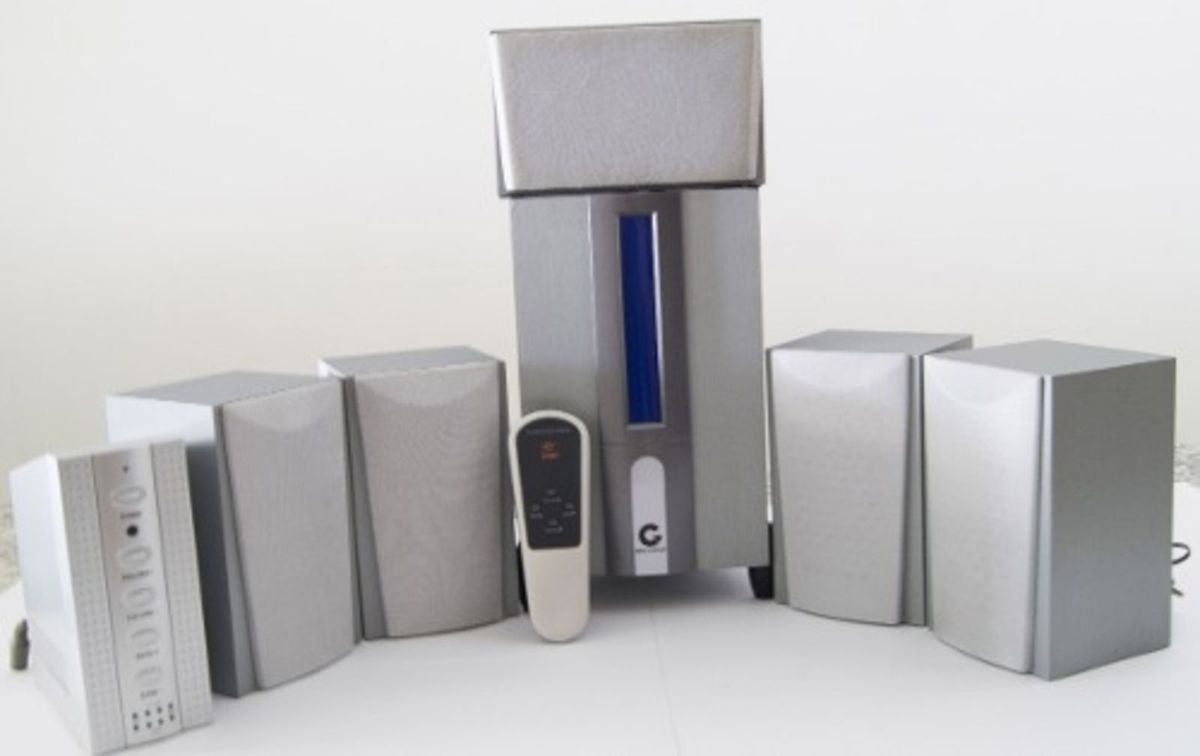 Home Theater Goldship 5.1 2500w com Controle Remoto | Item de Música Goldship Usado 2102956 | enjoei