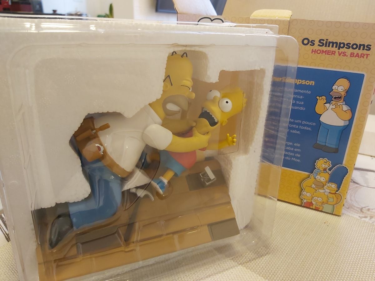 Homer Vs Bart Iron Studios The Simpsons | Móvel p/ Casa Iron Studios ...