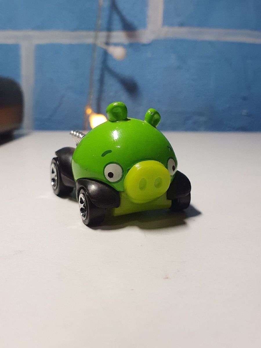 Hot Wheels - Angry Birds Minion Pig 2012 | Carro Temático do Jogo ...
