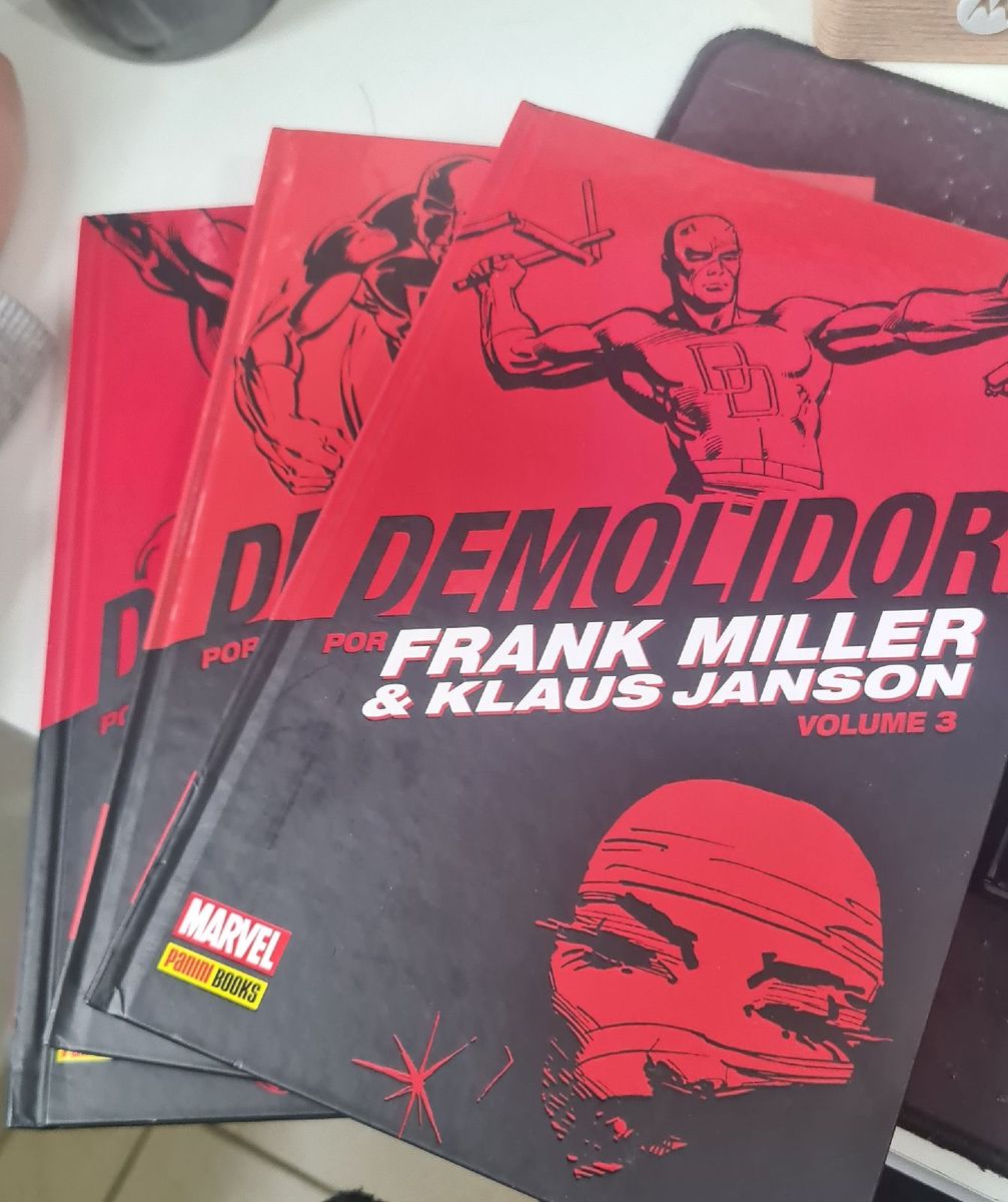 Hq Coleção Demolidor de Frank Miller Capa Dura | Livro 140 Usado ...