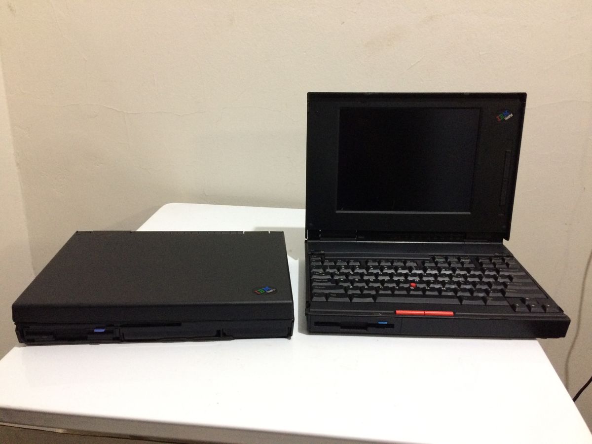 Ibm Duas Peças, Antigos Notbooks Thinkpad. para Colecionadores ...