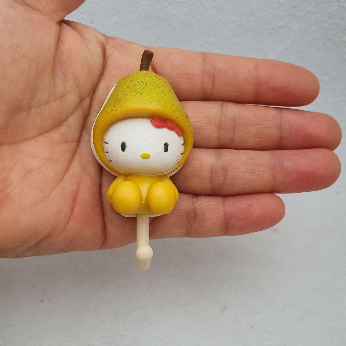 Imã Hello Kitty Pera Natchan | Item de Decoração Sanrio Natchan Usado ...