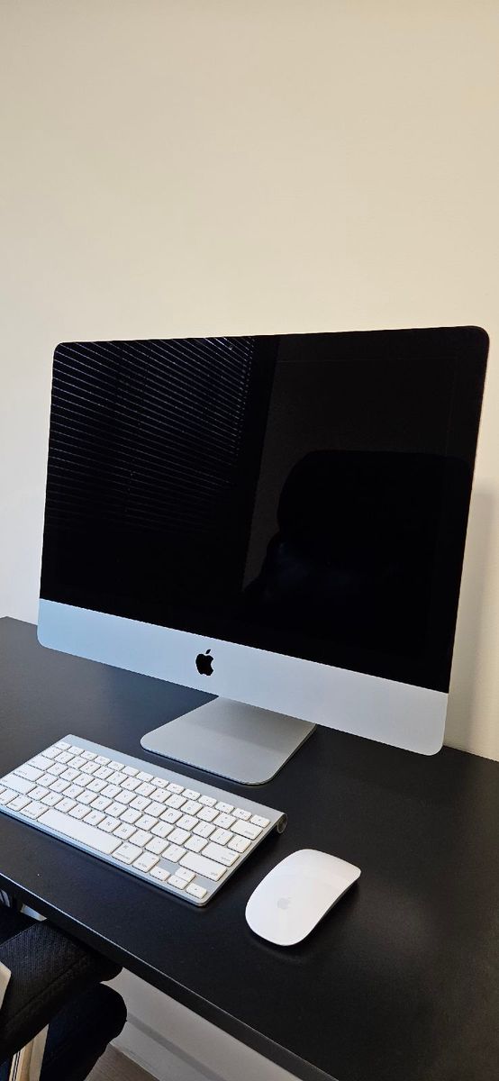 Imac 2012 (21,5 Polegadas). Incluso Teclado e Mouse Bluetooth. em Perfeito Estado e ...