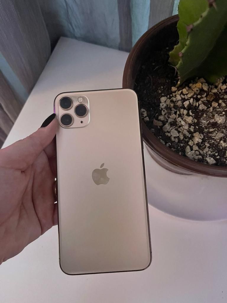 Iphone 11 Pro Max Dourado Bem 256gb | Cacareco Apple Usado 80264044 ...
