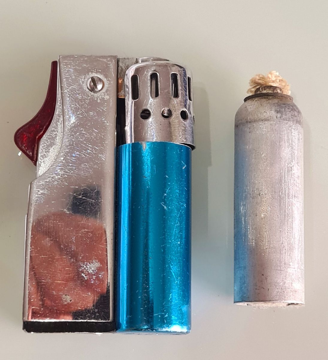 Isqueiro Antigo Tipo Binga Lark Anos 80 Funcionando | Produto Vintage e ...