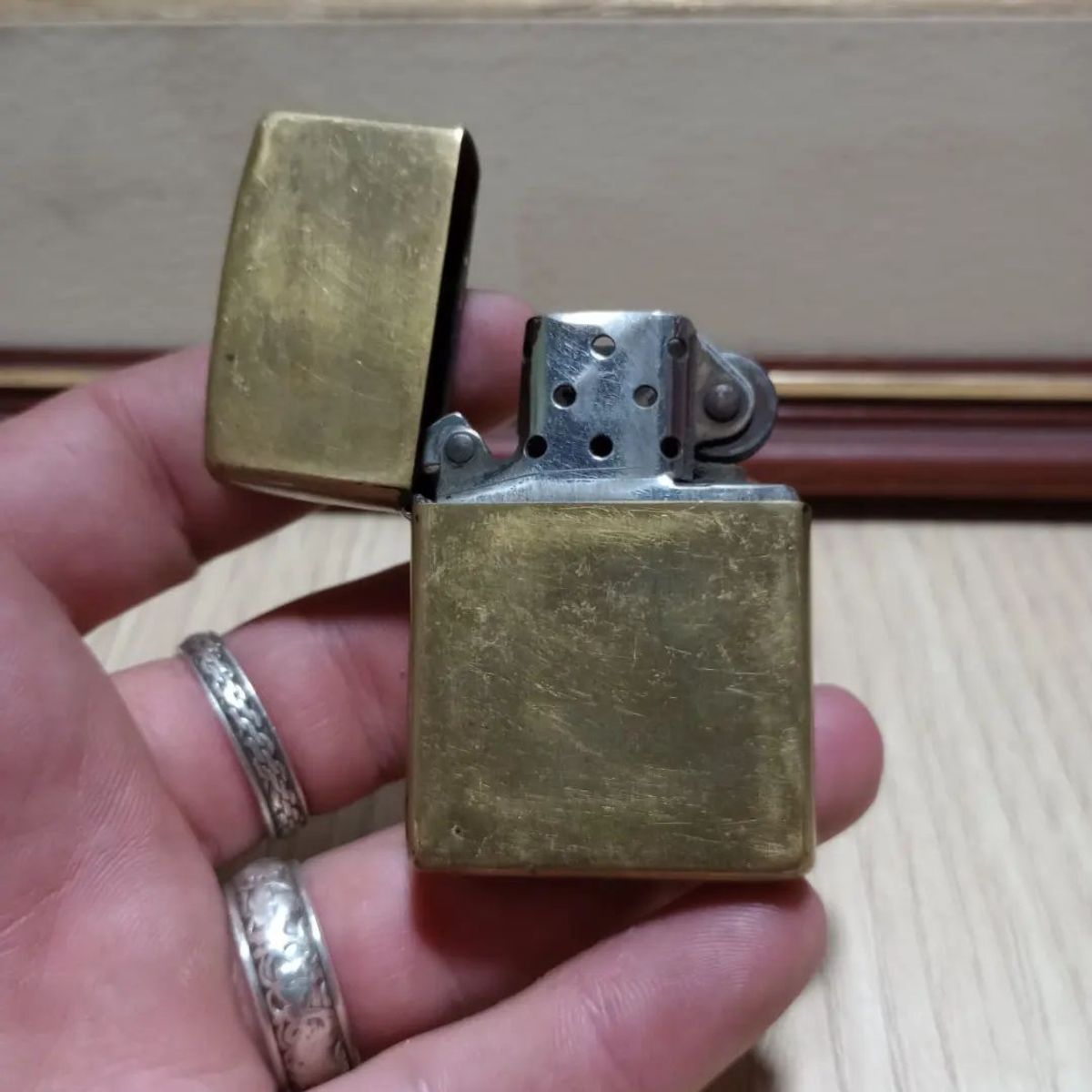 Isqueiro Antigo Zippo. | Produto Vintage e Retro Zippo Usado 83482843 | enjoei