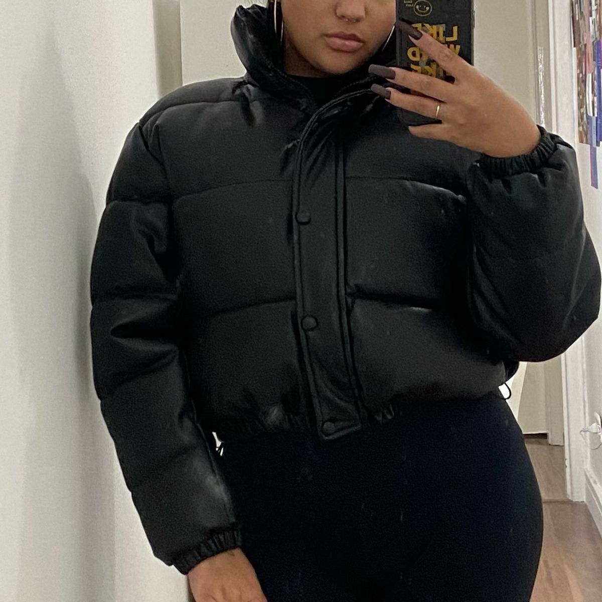 Jaqueta Puffer de Couro Fake | Casaco Feminino Skala Usado 81100641 ...