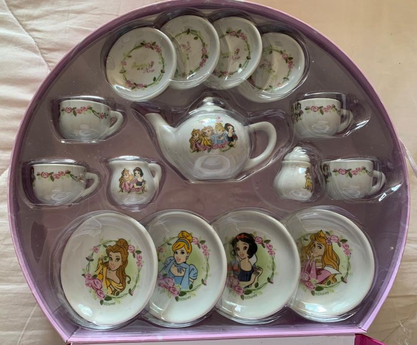 Jogo de Chá Princesas Disney de Porcelana 17 Peças | Brinquedo Disney ...