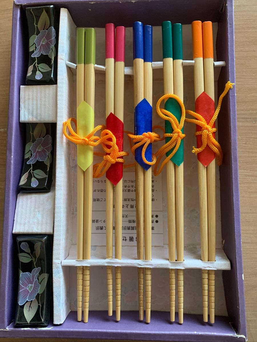 Jogo de Hashi com O Porta-hashi | Item de Decoração Nunca Usado ...