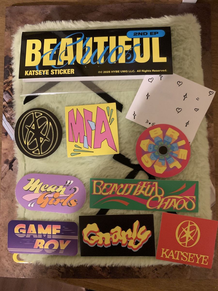 Katseye Beautiful Chaos Sticker Pack Versão Chaotic | Item de Música ...