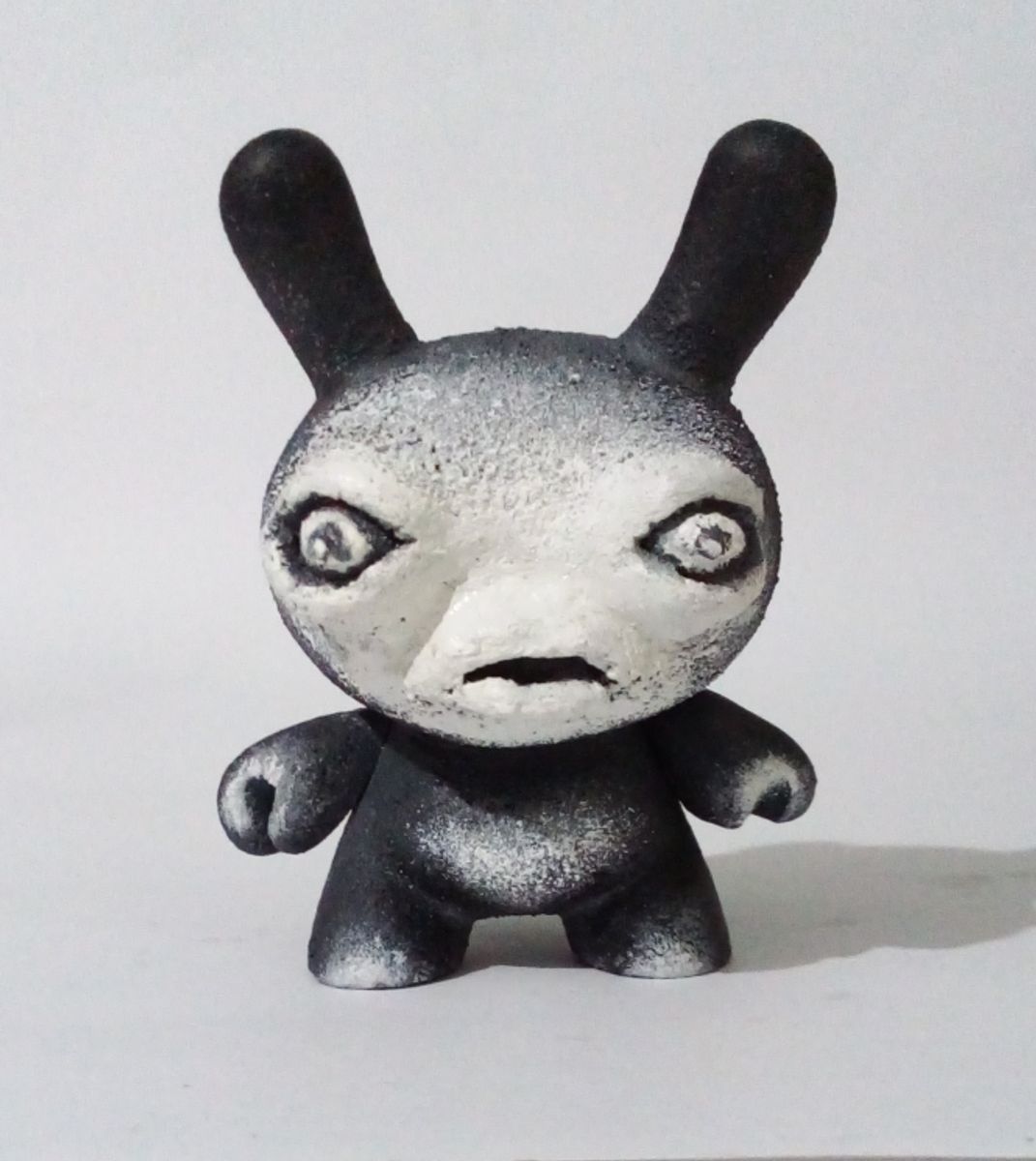 Kidrobot Dunny Customizado (custom) em Estilo Mr. Mitote Pelo Artista ...