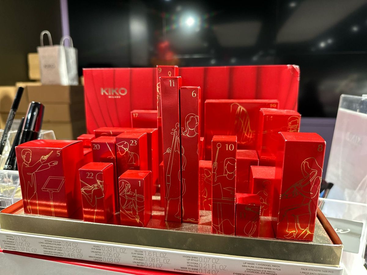 Kiko Milano Kit com 24 Itens | Lenço Feminino Kiko Milano Nunca Usado ...