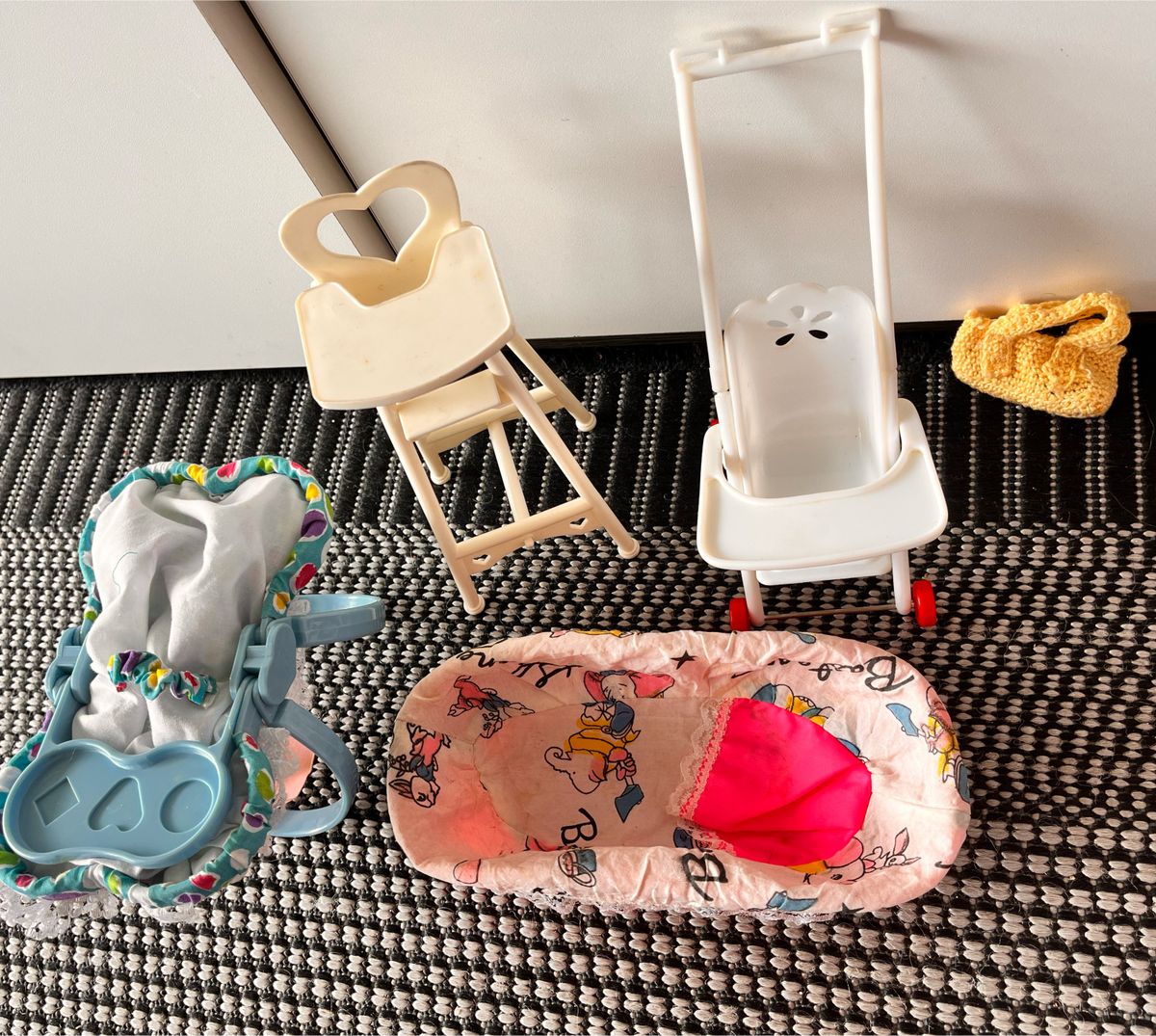 Kit Acessórios Bebê Barbie Susie Suzie Suzi Susi Antigos Brinquedos ...