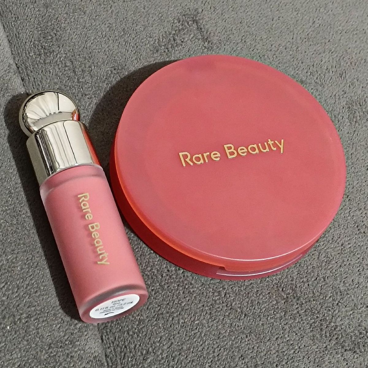 Kit Blush Rare Beauty Cor Hope: Blush em Pó (full Size) + Blush Líquido ...