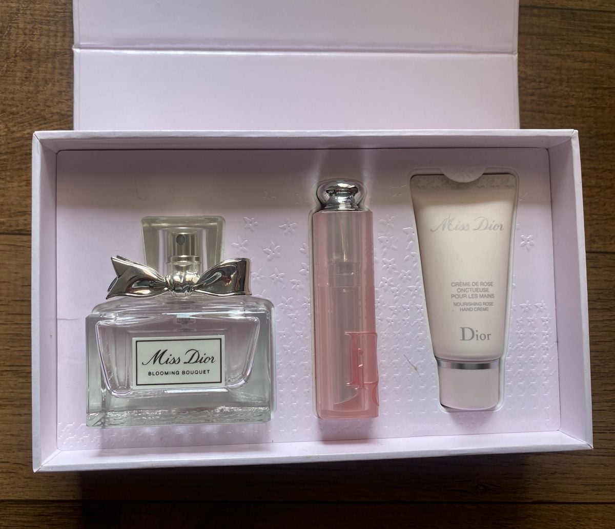 Kit Coffret Dior Miss Dior Blooming Bouquet Feminino Eau de Parfum ...