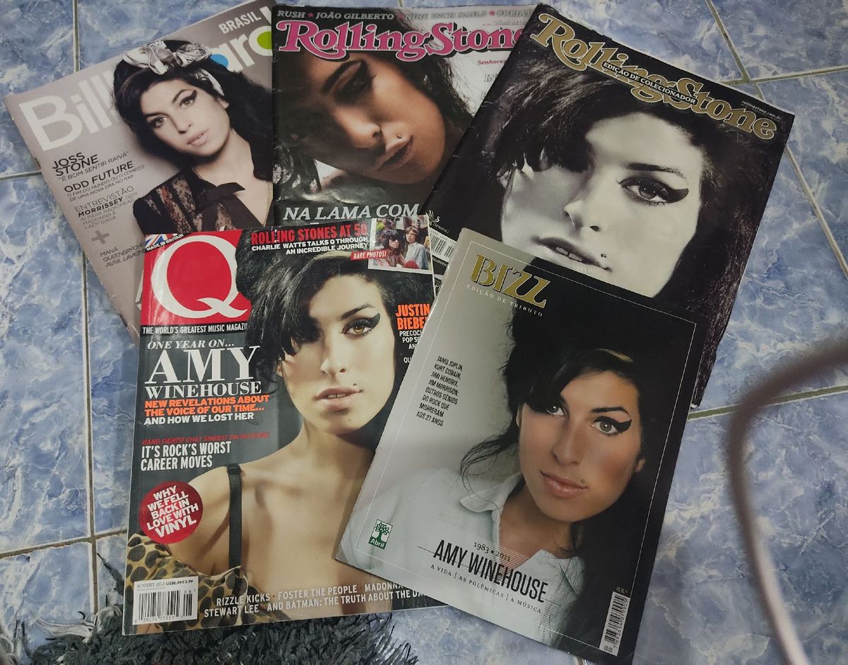 Kit Colecionador Amy Winehouse Revistas | Livro Usado 58236314 | enjoei