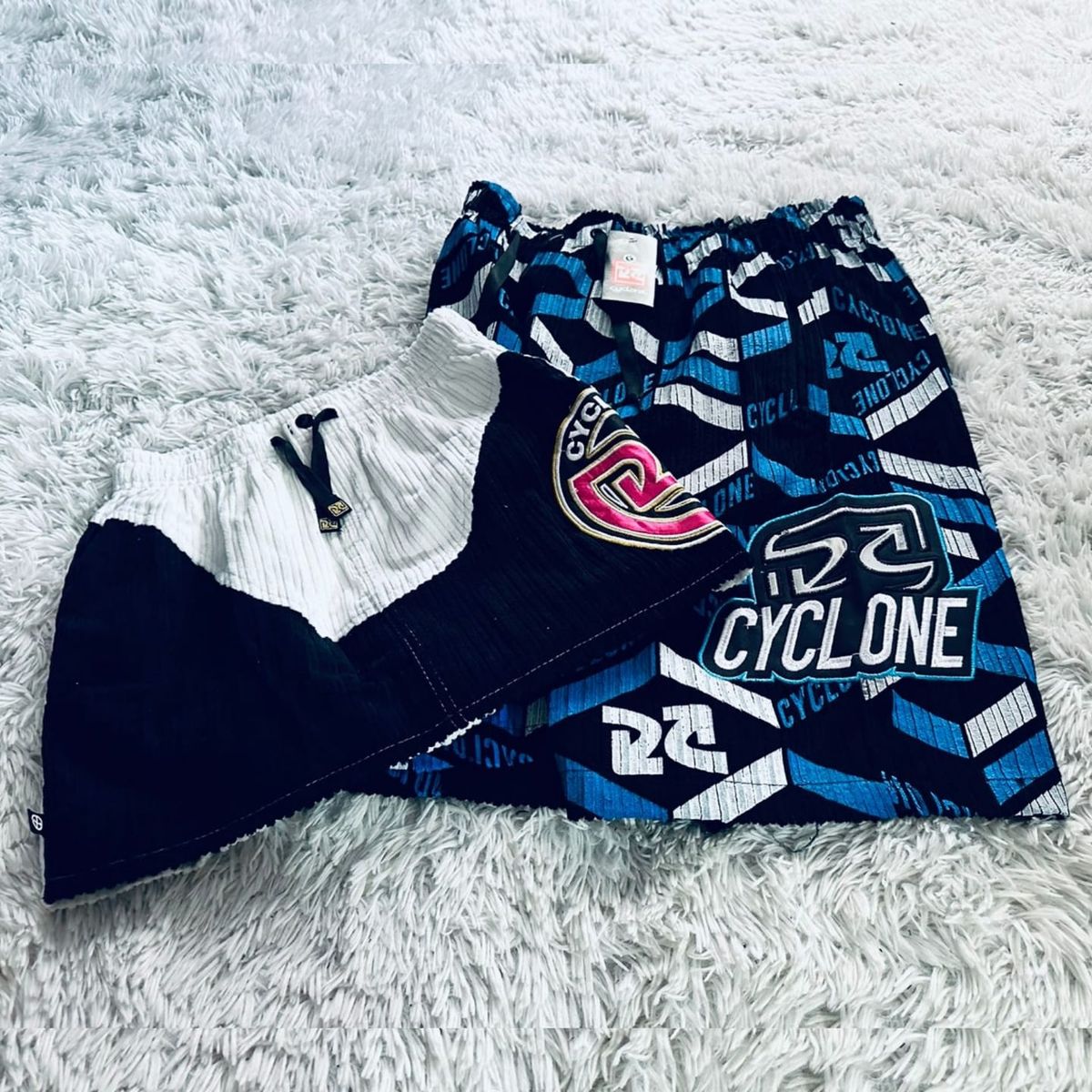 Kit Cyclone Casal Bermuda e Saia de Veludo Mod. 5 | Camiseta Masculina ...