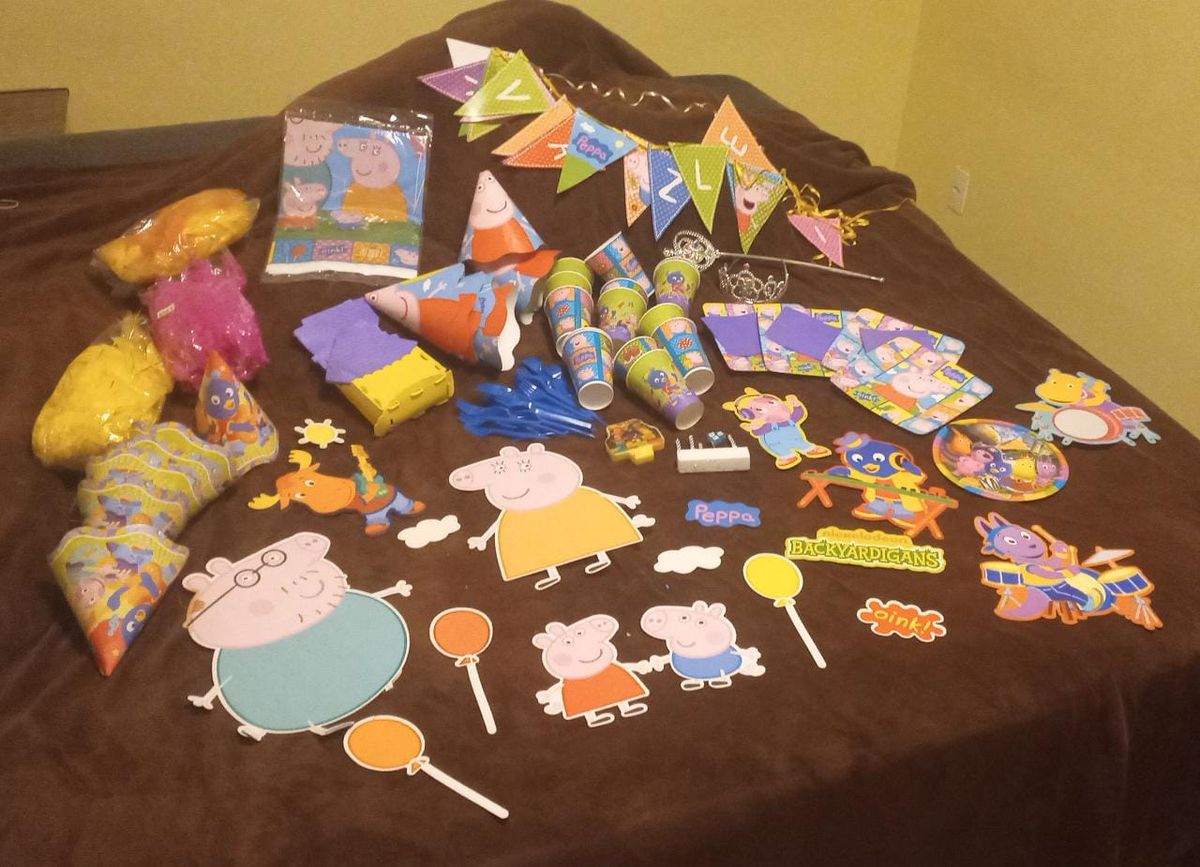 Kit Festinha de Criança Peppa Pig e Backyardigans | Item Infantil Usado ...