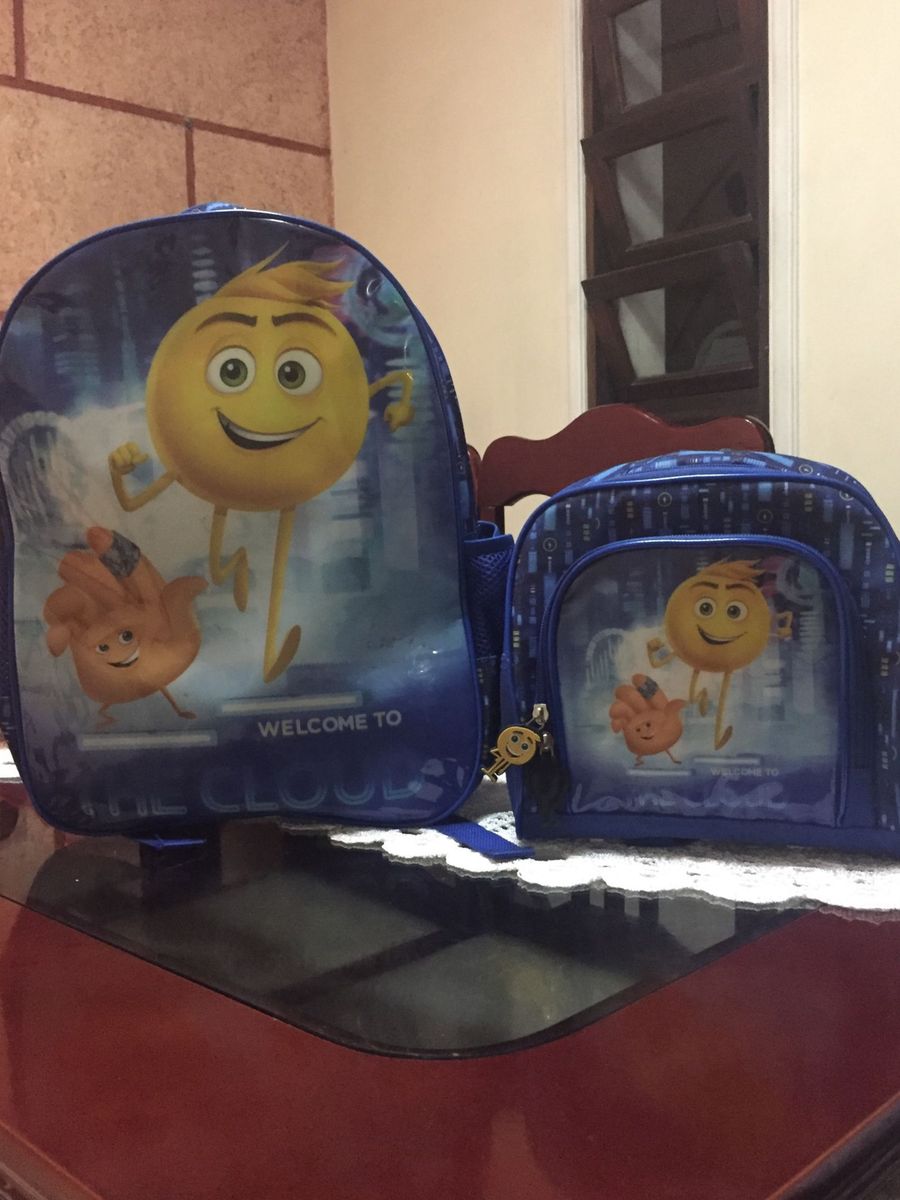 Kit Mochila e Lancheira Térmica Emoji | Cadeirinha Infantil Emoji Usado ...