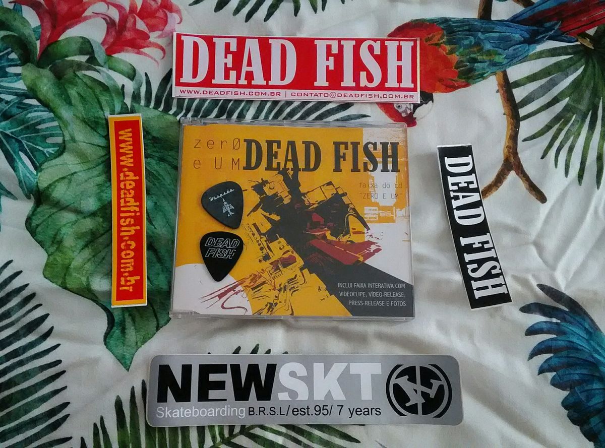 Kit para Colecionadores da Banda Dead Fish Raridade Disponível | Item ...
