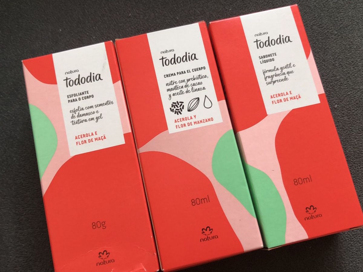 Kit Sabonete Líquido + Creme para Corpo + Esfoliante para O Corpo ... Kit Sabonete Líquido + Creme para Corpo + Esfoliante para O Corpo ...