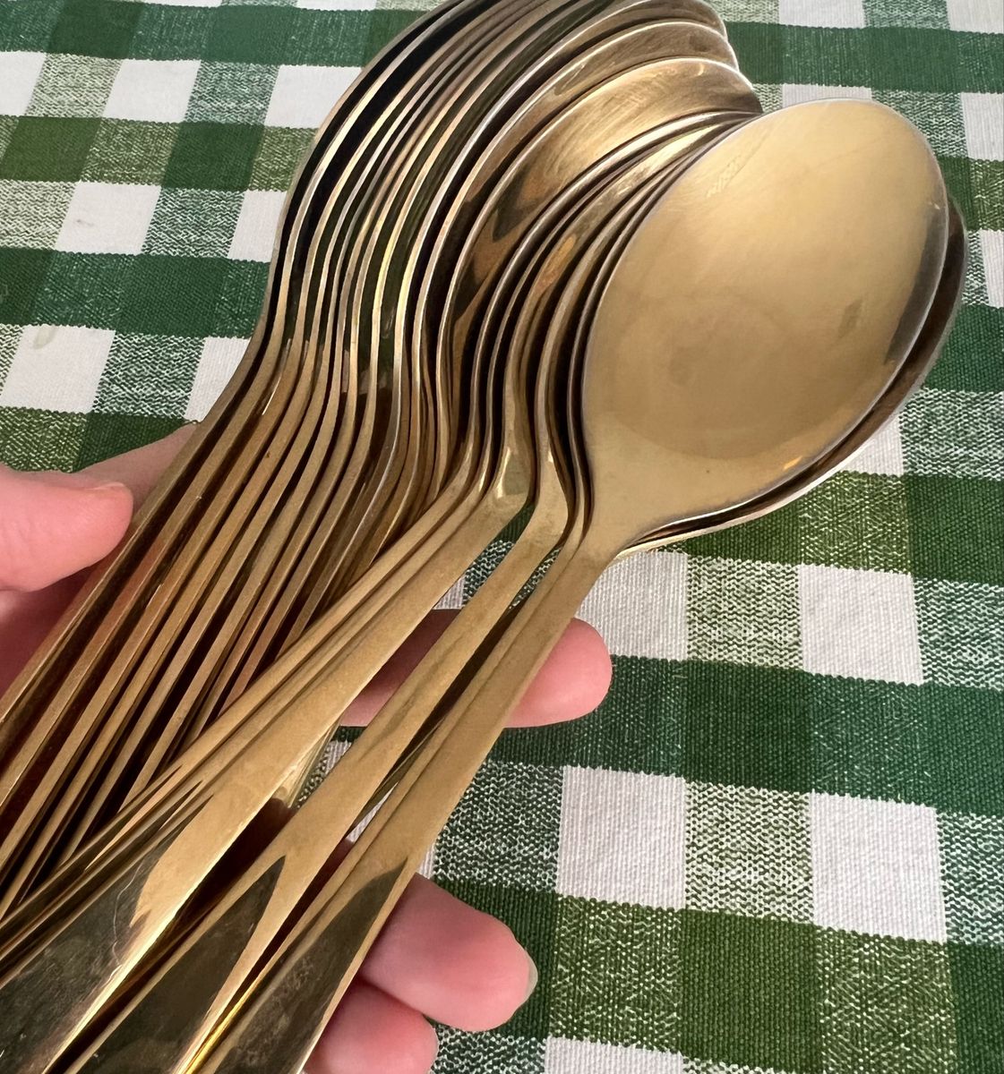 Kit Talheres Dourados - 18 Peças Cada | Móvel de Cozinha Talheres Usado ...