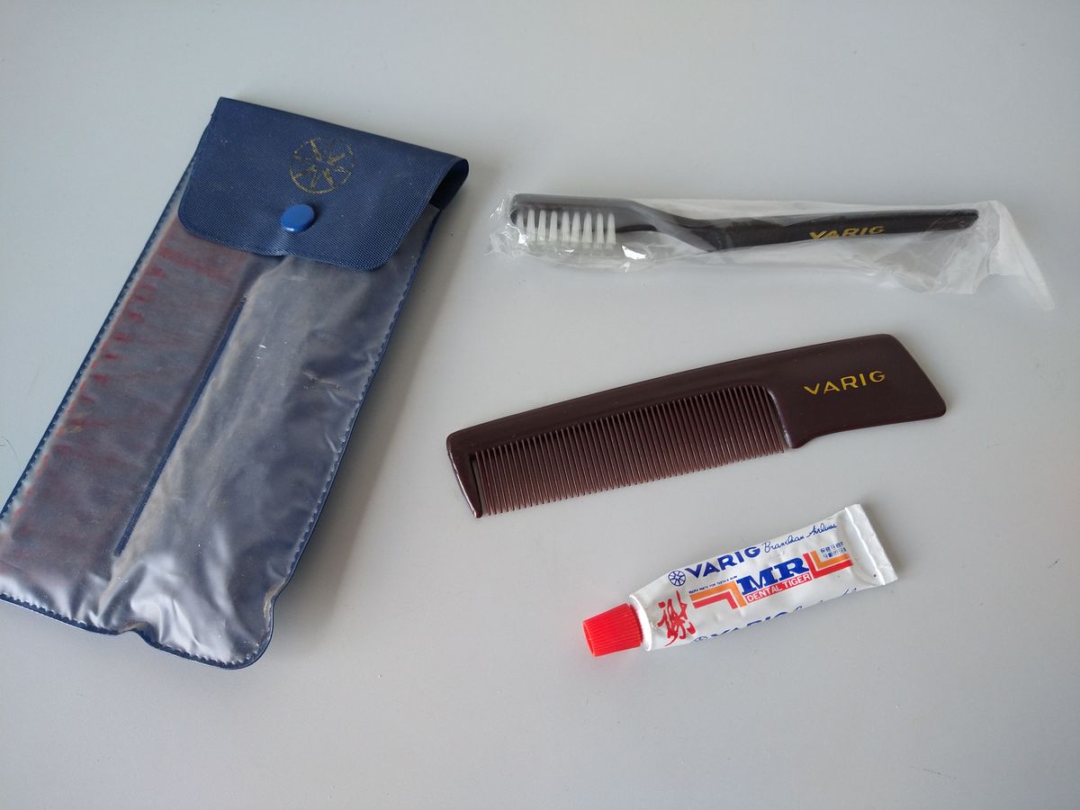 Kit Viagem Varig - Raridade Antiga | Produto Vintage e Retro Varig ...