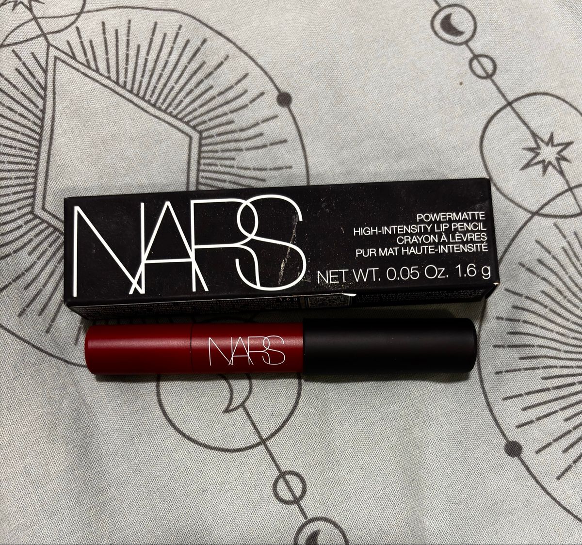 Lápis Batom Nars Powermatte Cruella | Maquiagem Feminina Nars Nunca Usado 112567089 | enjoei