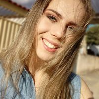Larissa | Compre e Venda Novos & Usados | Enjoei