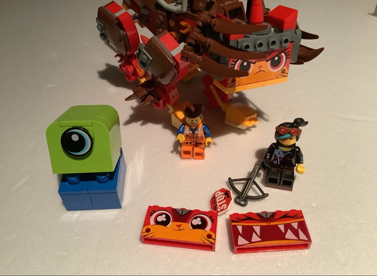 Lego Movie - Ultrakatty & Warrior Lucy! | Brinquedo Lego Usado 74014262 ...