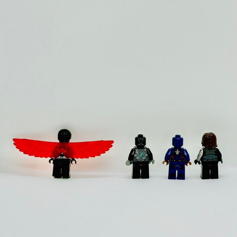 Lego Falcao Soldado Invernal LEGO Minifigure "𝐇𝐄𝐋𝐌𝐔𝐓