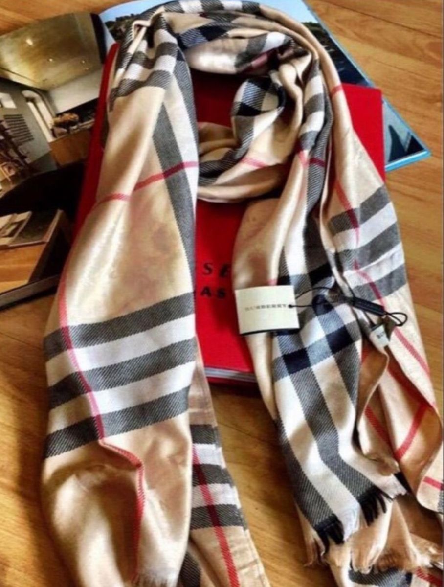 Lenço Echarpe Burberry Feminino Xadrez Tradicional | Lenço Feminino ...