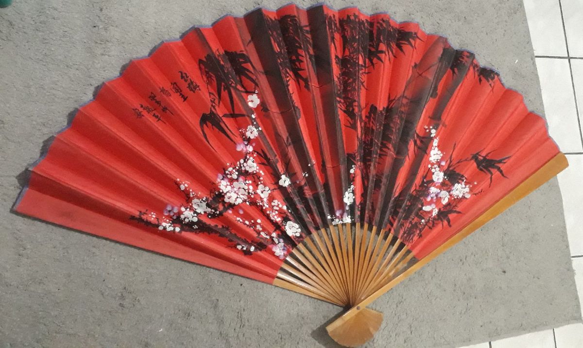 Leque Decorativo de Parede | Item de Decoração Usado 75306493 | enjoei