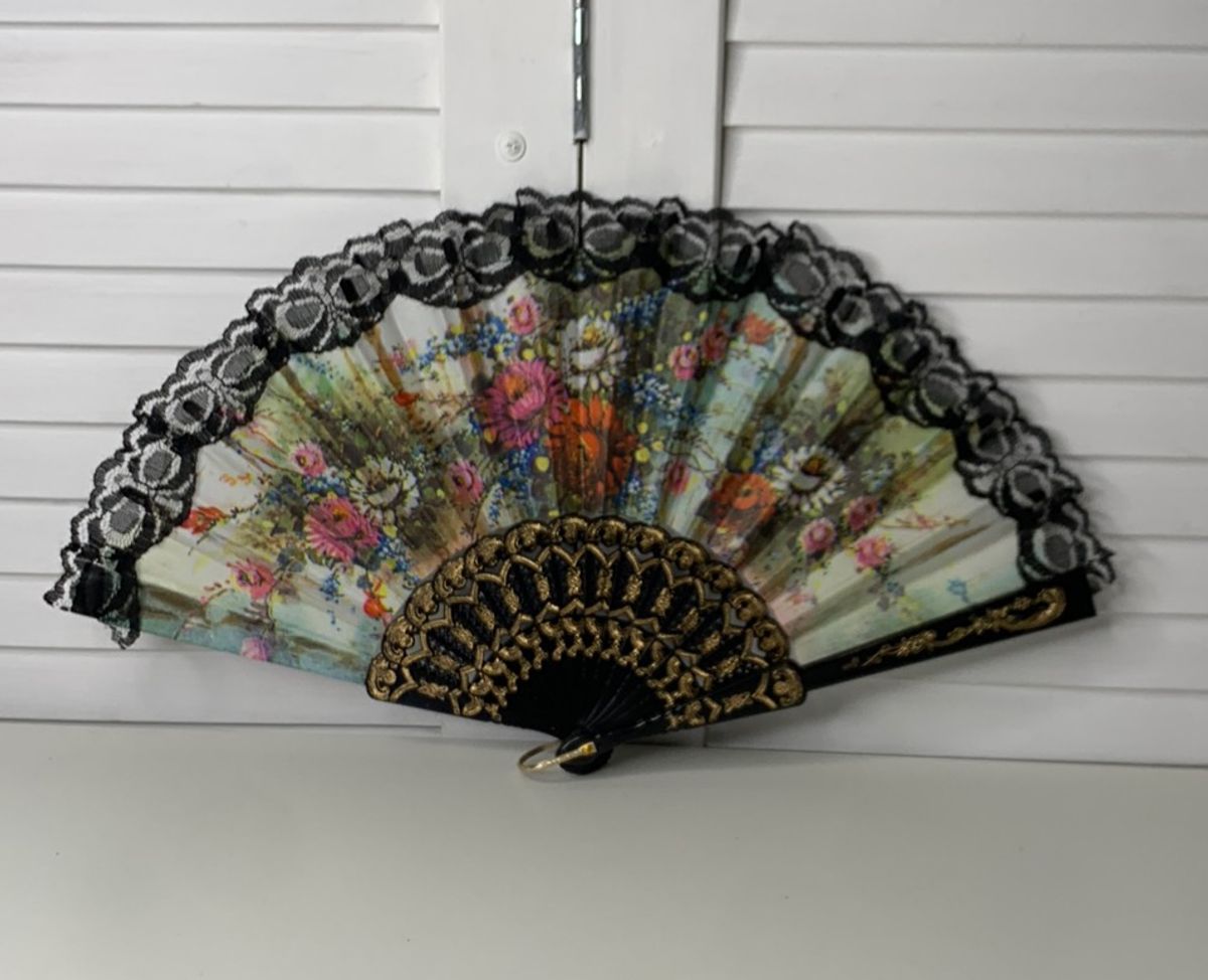 Leque Estilo Espanhola com Renda Preta | Produto Feminino Usado ...