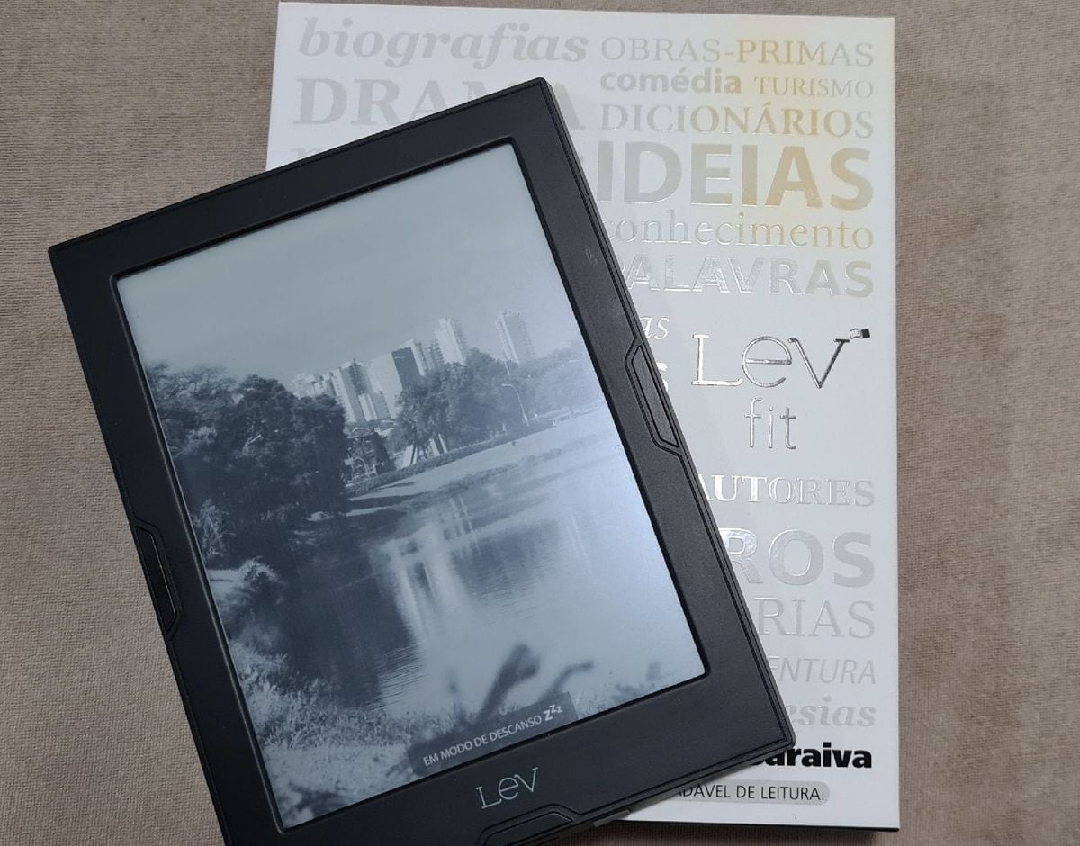 Lev Fit Saraiva. E-reader Leve e Portátil. | Tablet Saraiva Usado ...