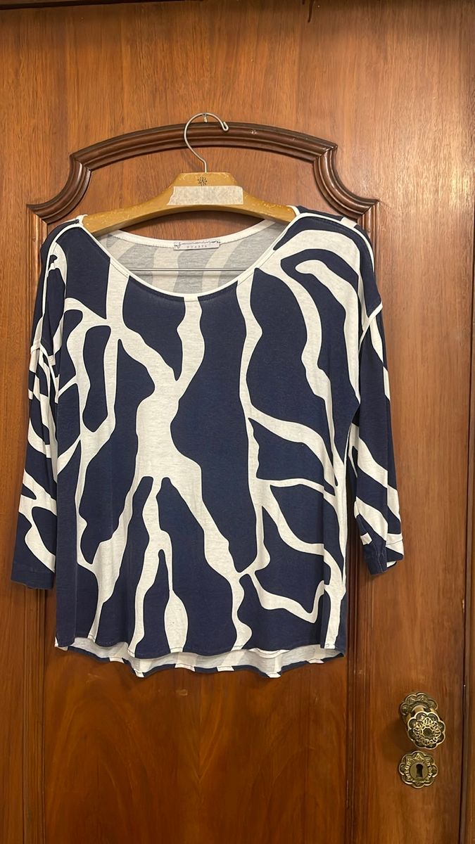 Linda Blusa Malha Janaína Duarte | Blusa Feminina Janaína Duarte Usado ...