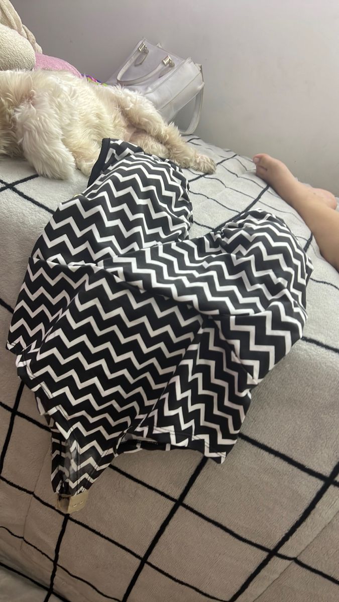 Lindo Body Preto e Branco | Vestido Feminino Nunca Usado 86165295 | enjoei